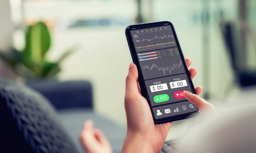 Las 5 Mejores Plataformas para Invertir desde tu Celular en 2025 – FINANZAS PARA TODOS